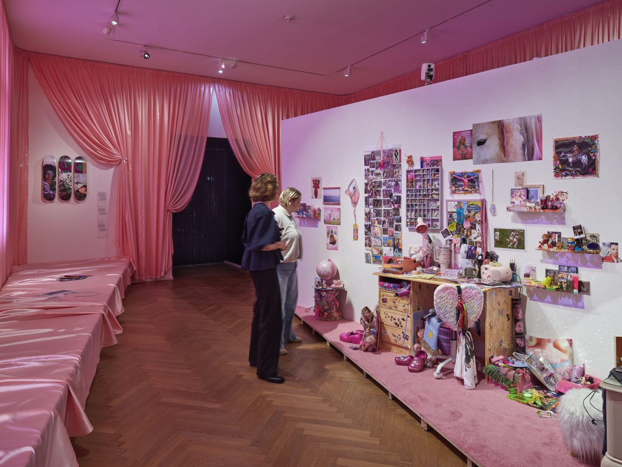 „Mehr als ein paar Glitzerpullis und ein Zauberstab“ - FINK.HAMBURG